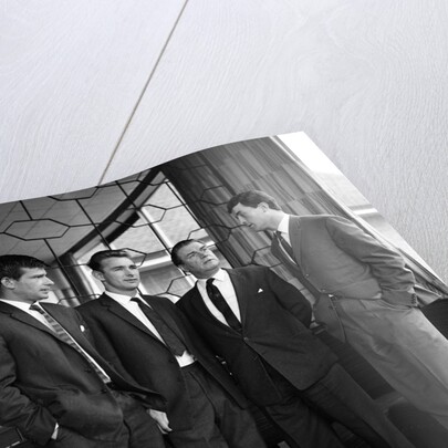 Sunderland footballers Stan Anderson, Brian Clough, Eddie Waring and ...